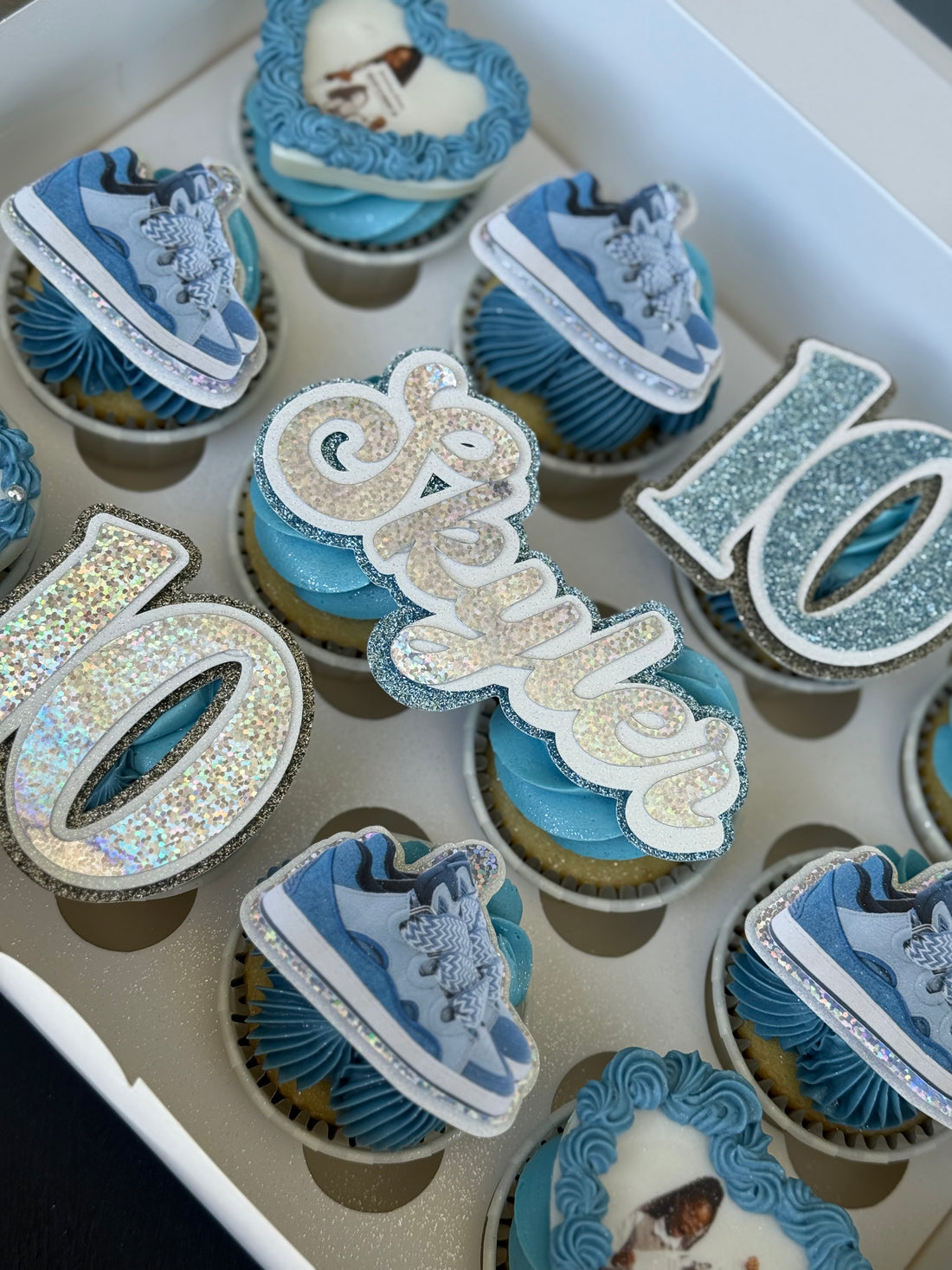 6 inch Heart and Custom Cupcakes Video Tutorial – Ebony Ivory Cakery